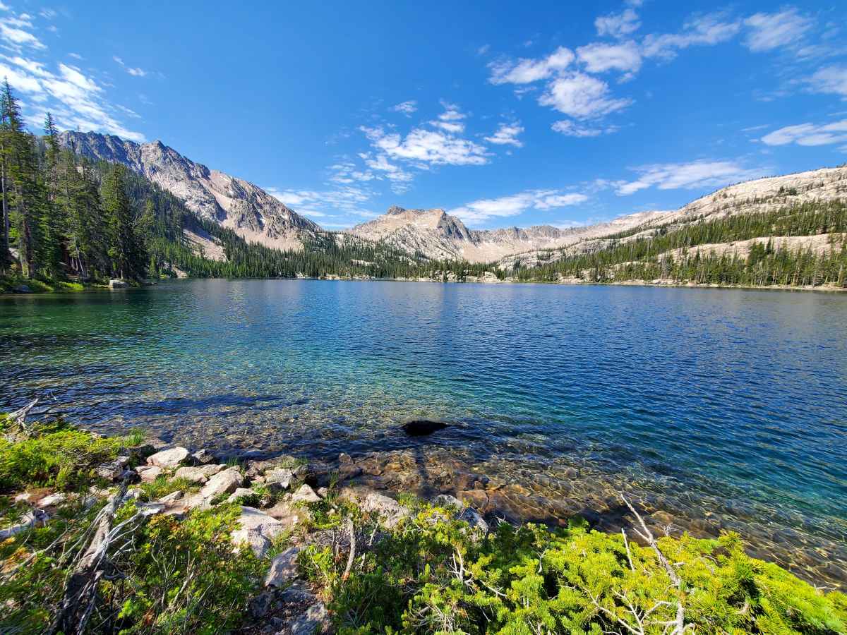 Hike to Imogene Lake via Hell Roaring Trail – 33andfree