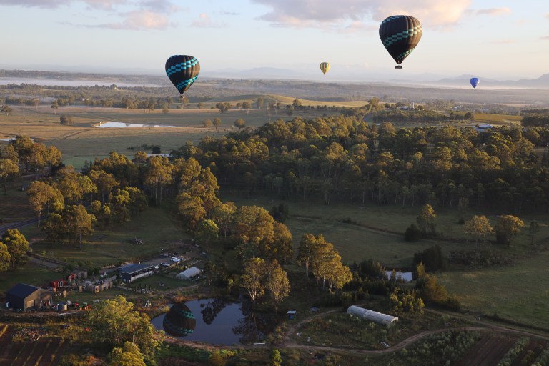 Explore Hunter Valley, Australia by Hot Air Balloon – 33andfree