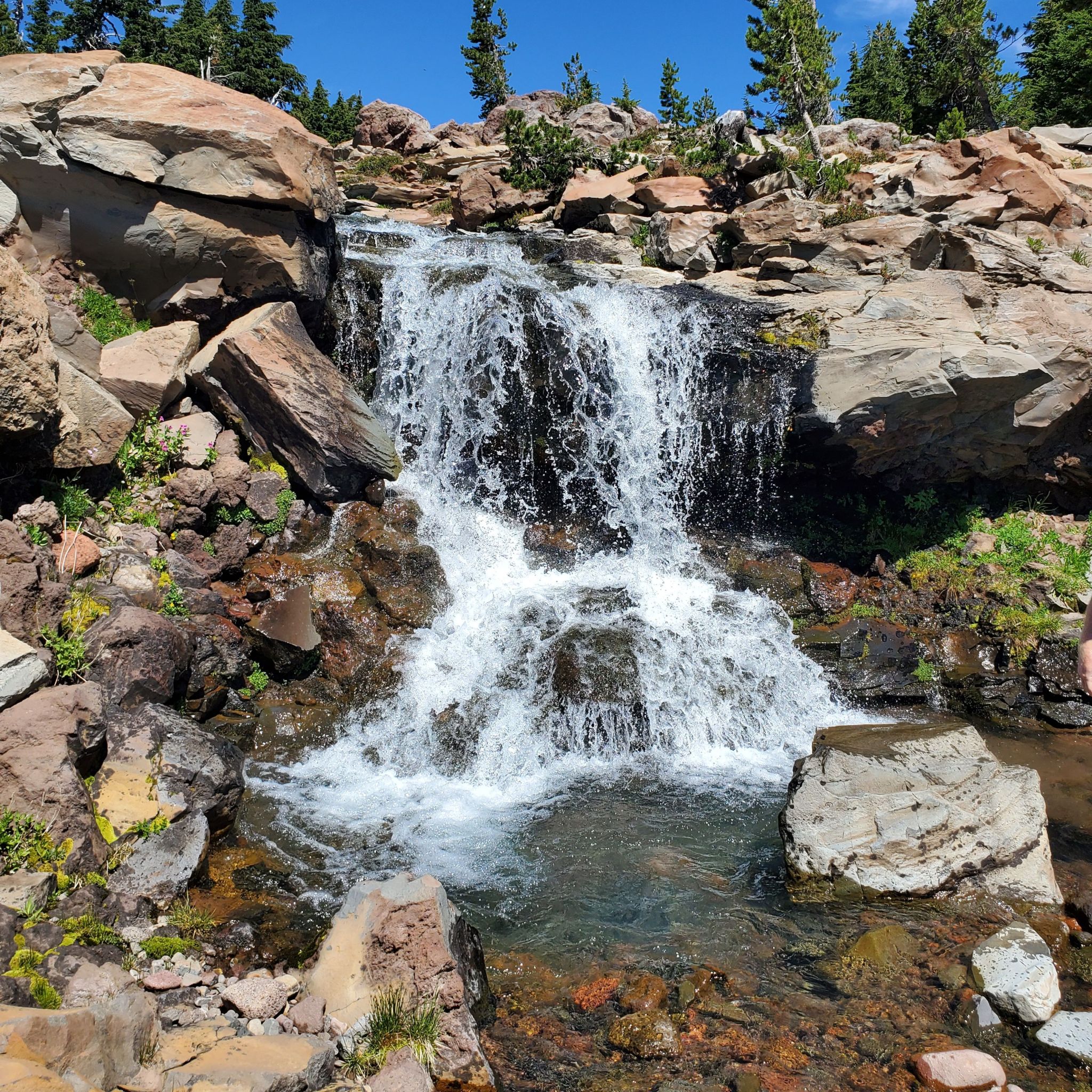 The Best Hiking in Bend, Oregon – 33andfree