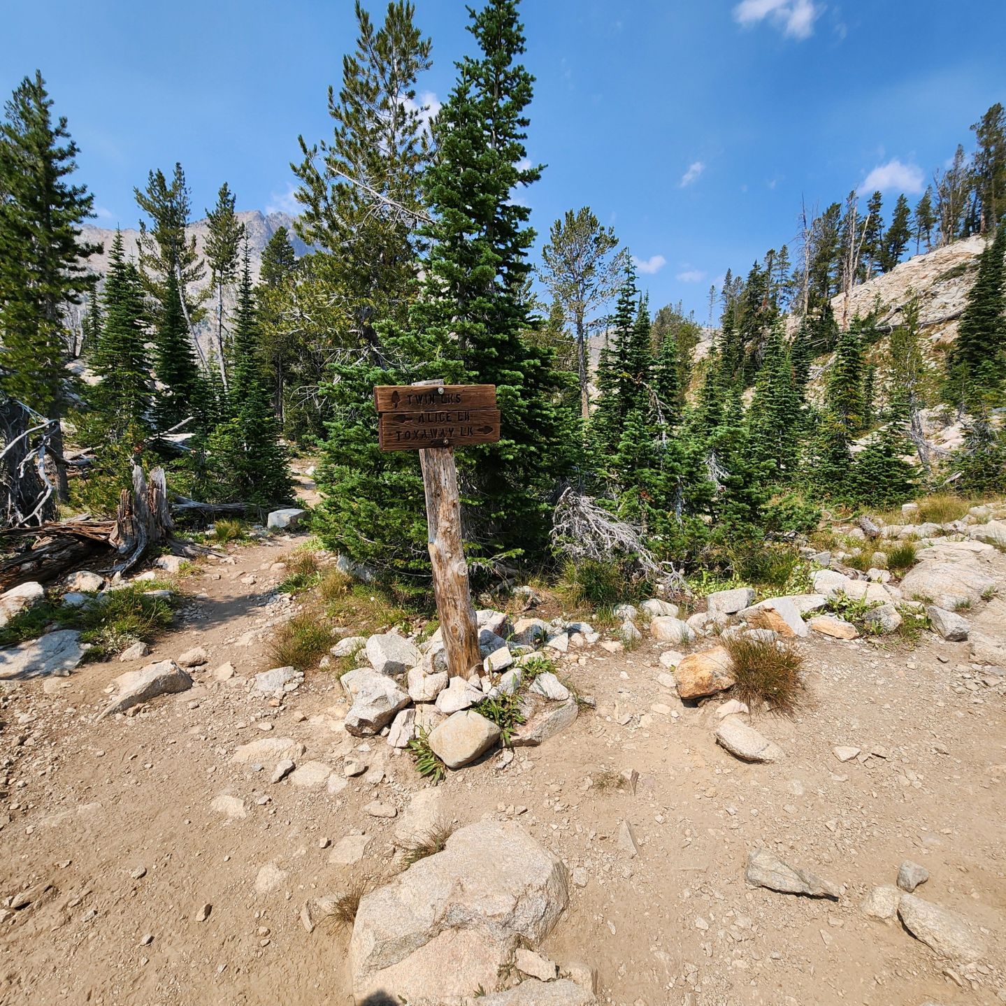 Hike Alice-Toxaway Loop Trail in Stanley, Idaho – 33andfree