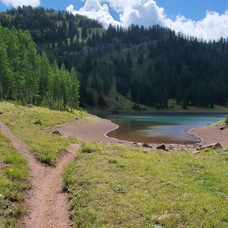 Hike to Desolation Lake via Mill D North Fork Trail, Utah – 33andfree