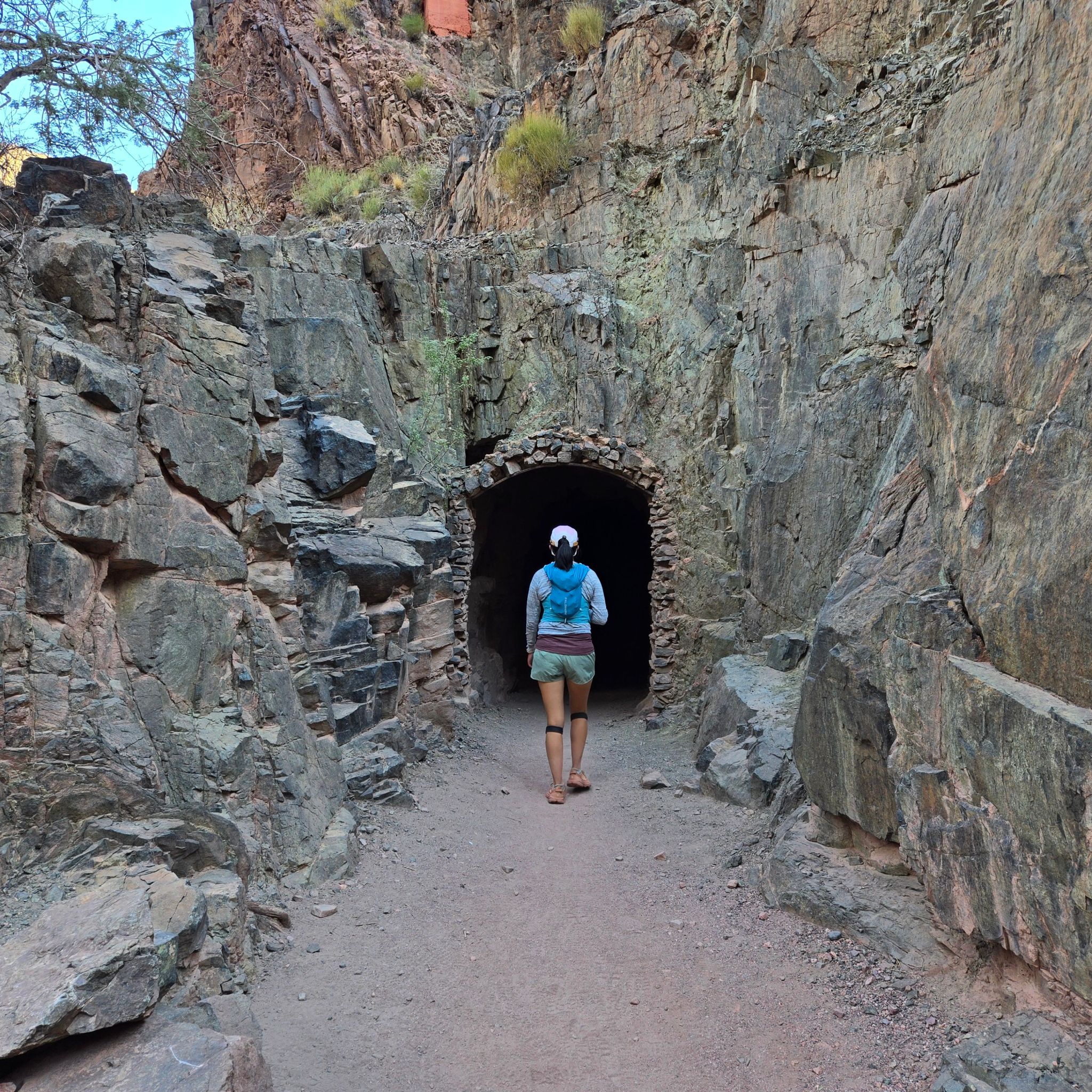 Hike the South Rim to Phantom Ranch in Grand Canyon National Park ...
